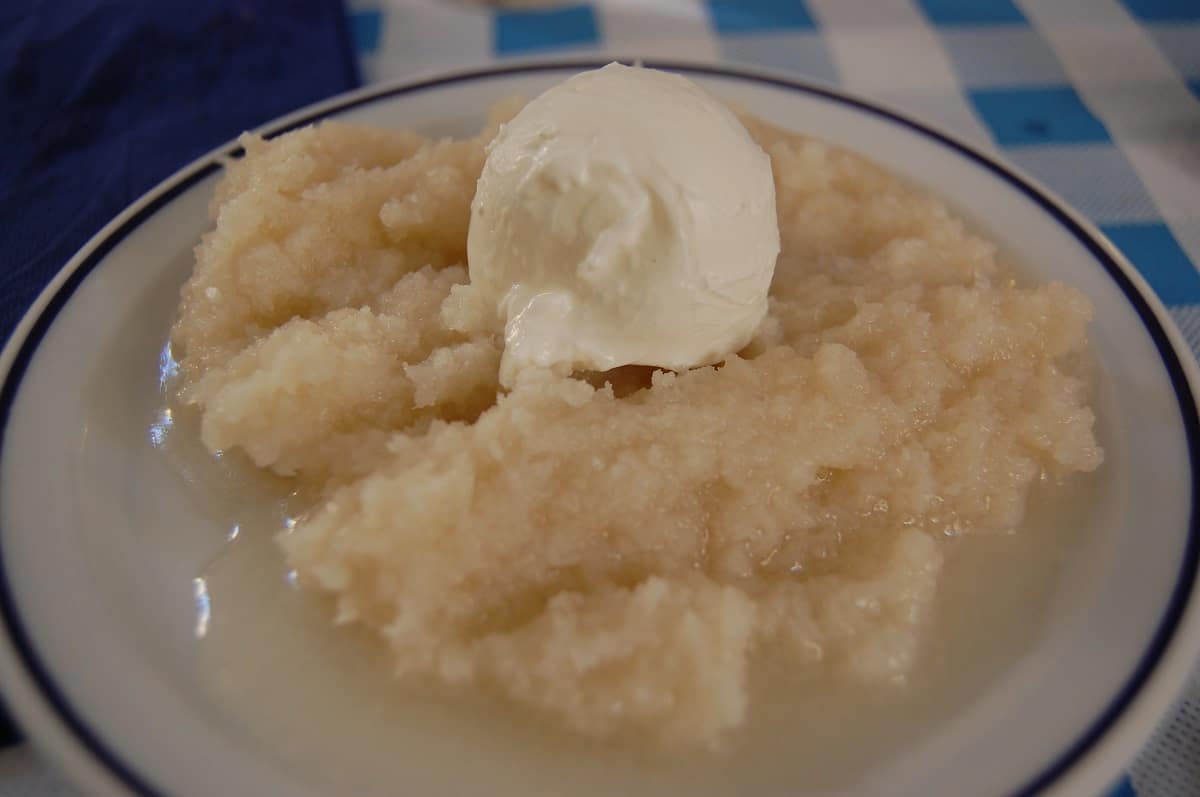 Coco rallado en almíbar, uno de los postres más exquisitos de las ...