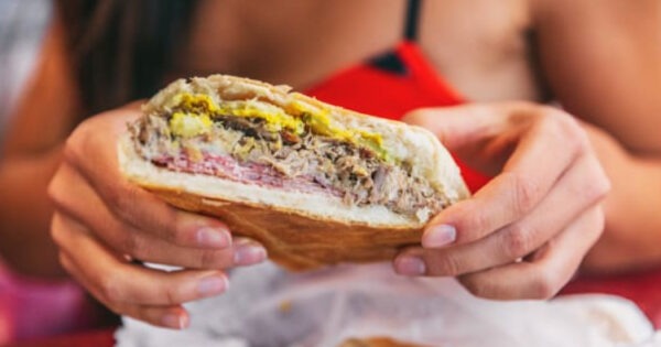 La historia del rico pan con timba cubano - Todo Cuba