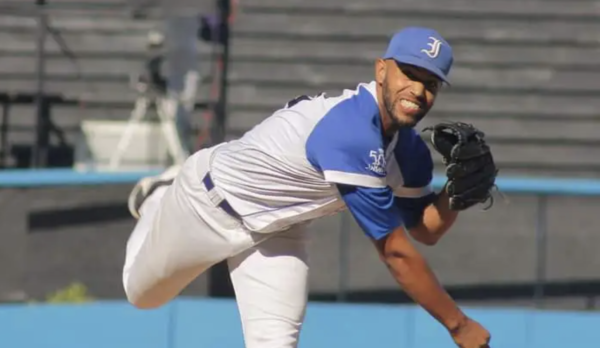Pitcher cubano vuelve a lanzar con Industriales tras compleja cirugía ...